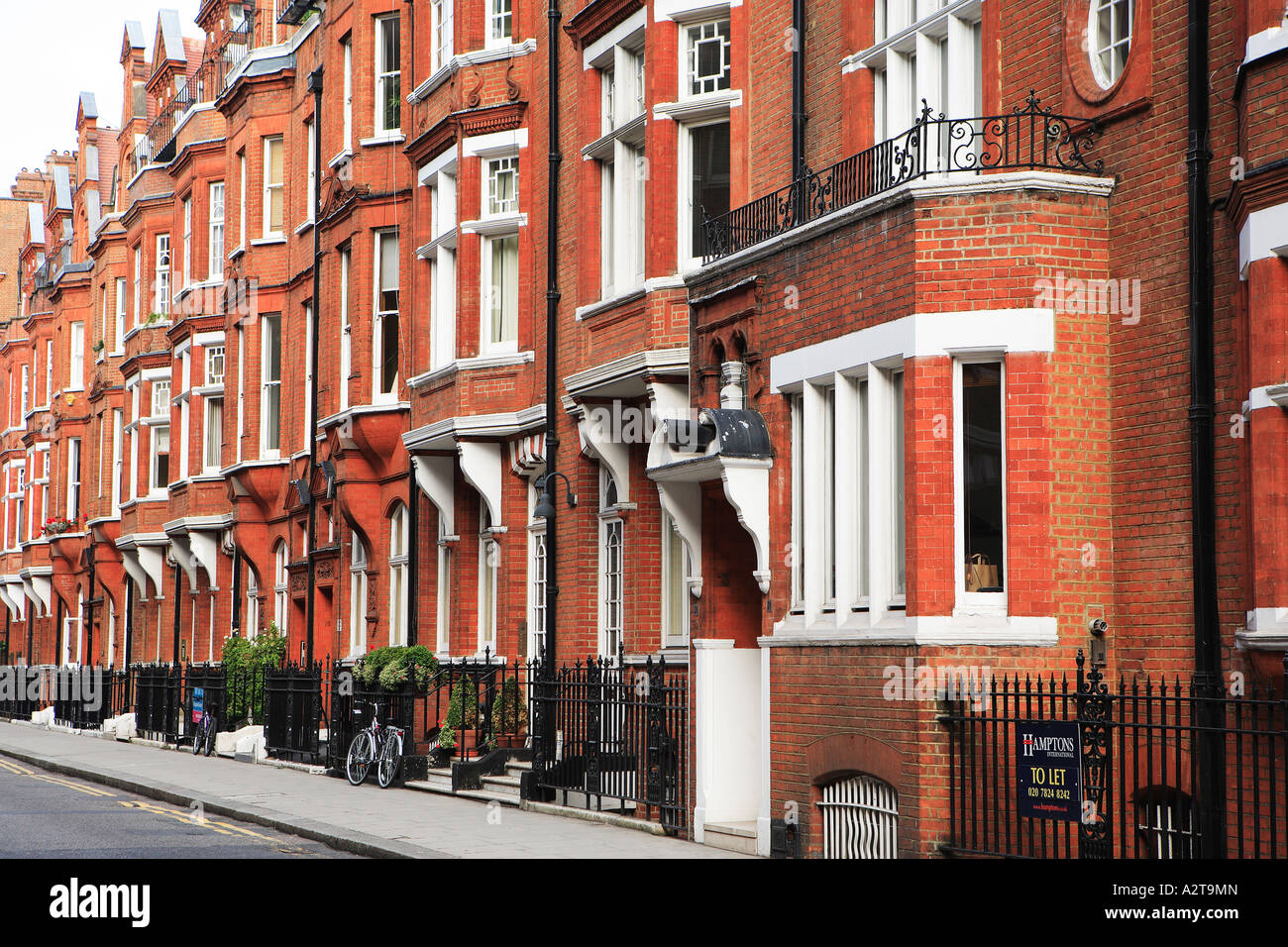 United Kingdom, London, Kings Road district Stock Photo - Alamy