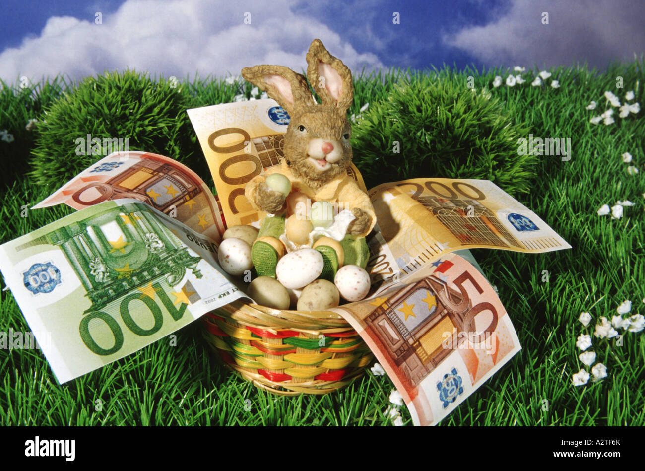 Eggs money in basket hi-res stock photography and images - Alamy