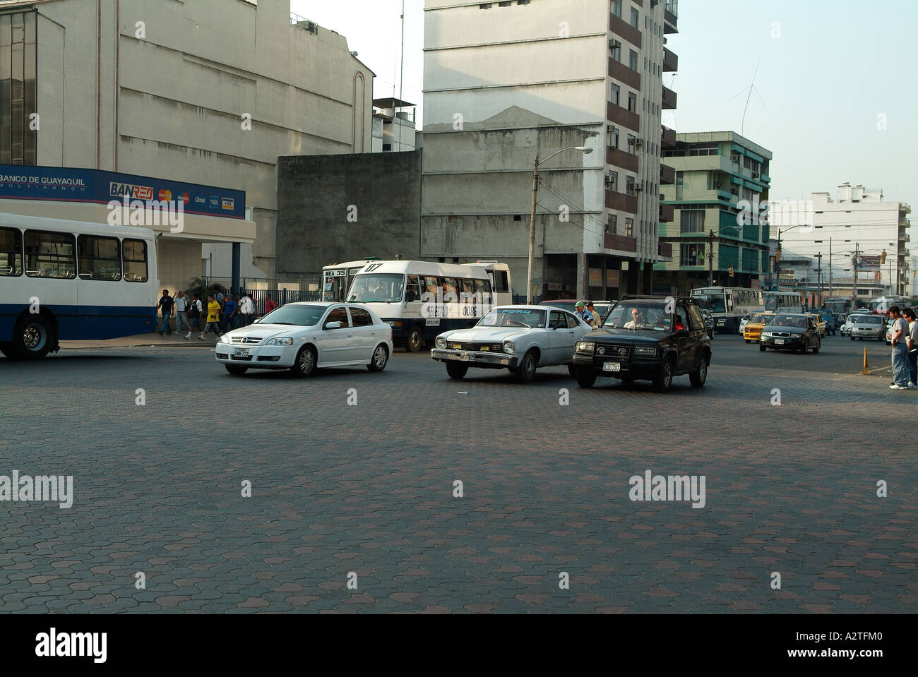 Traffic jam in Guayaquil, Ecuador Stock Photo - Alamy