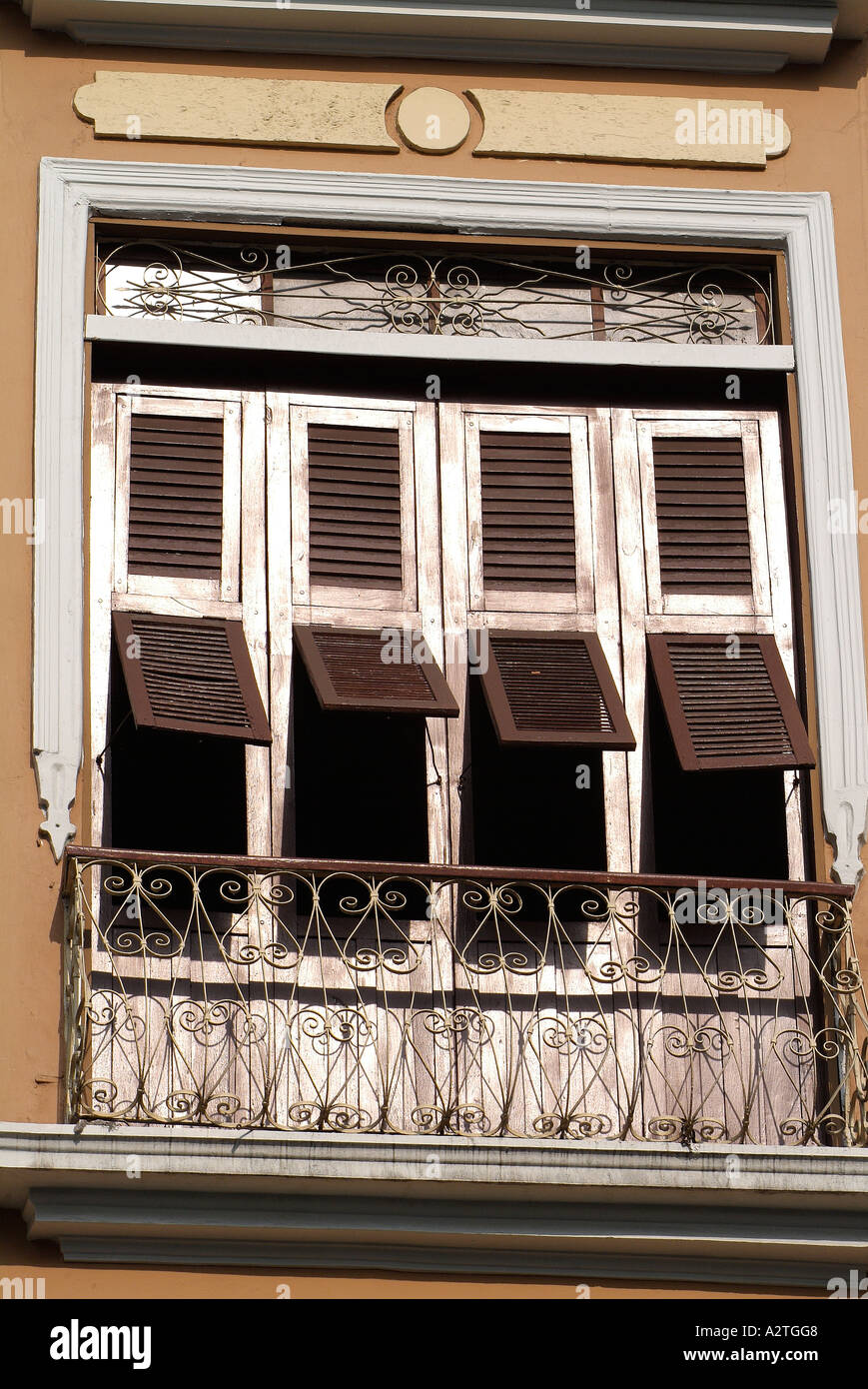 Equatorial sun hi-res stock photography and images - Alamy