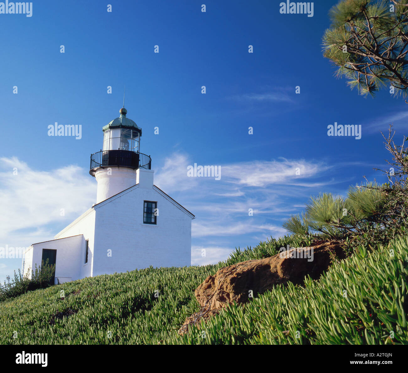 Cabrillo Monument Lighthouse, USA, California, San Diego, Point Loma ...