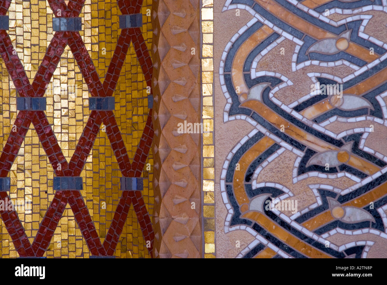 Detail of tiles at Sultan Qaboos Grand Mosque Stock Photo - Alamy