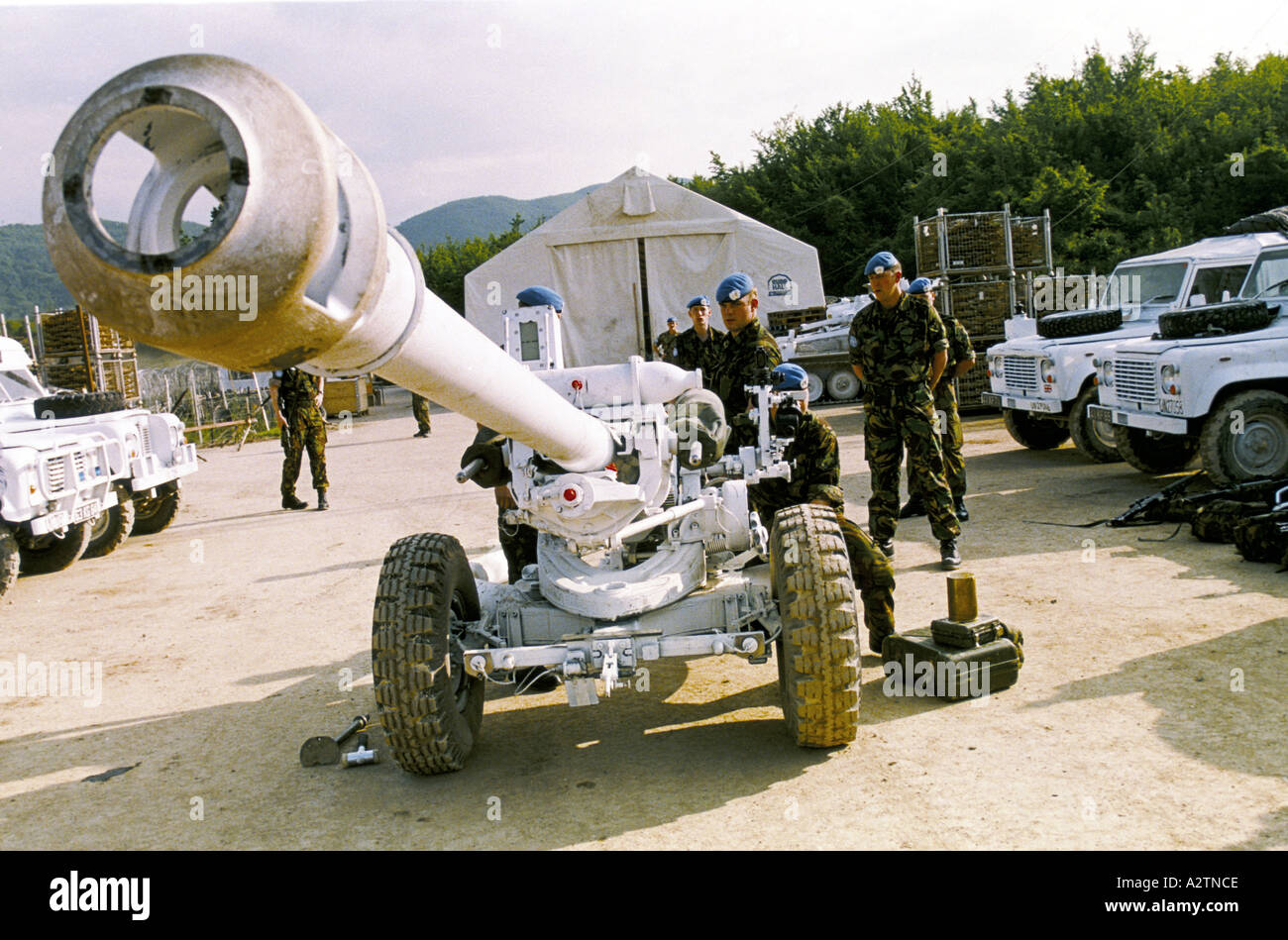 British howitzer hi-res stock photography and images - Alamy