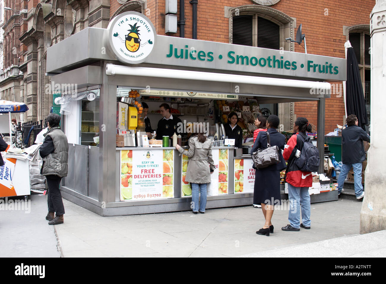 Juice and smoothie bar with people on lunch break City of London EC2 ...