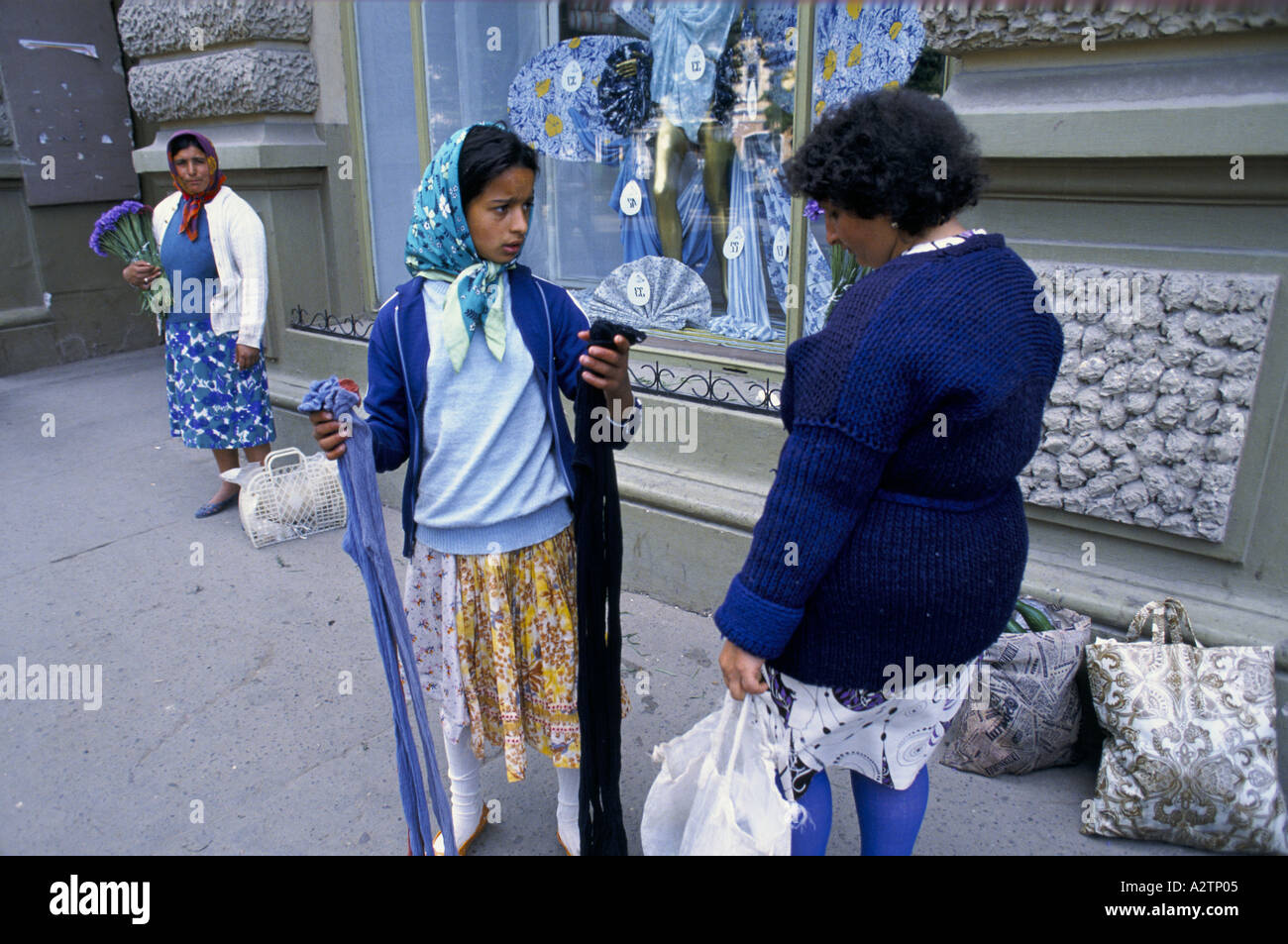 Gypsy and street hi-res stock photography and images - Alamy