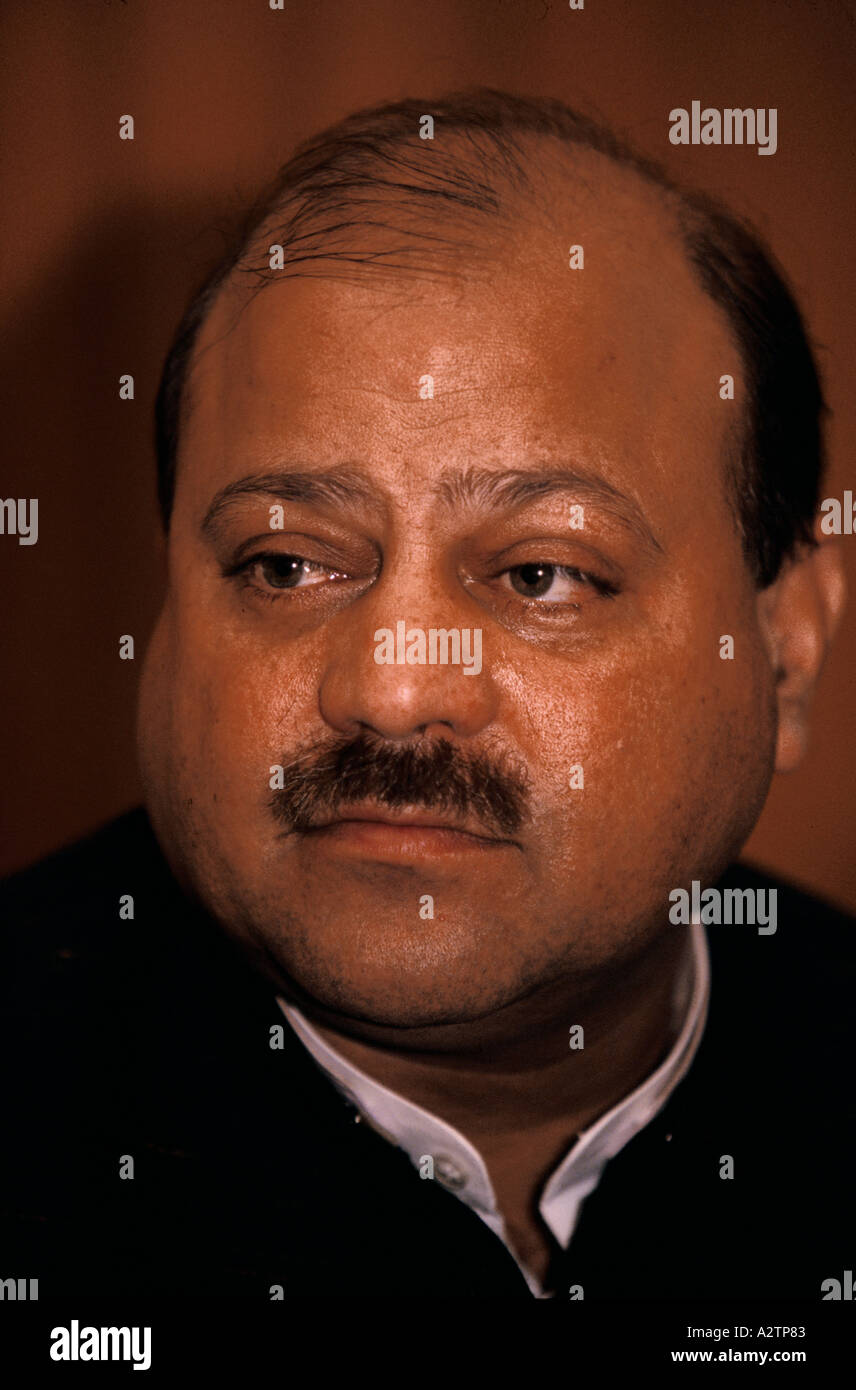 kashmir under conflict 1999 prime minister of azad kashmir sultan ...