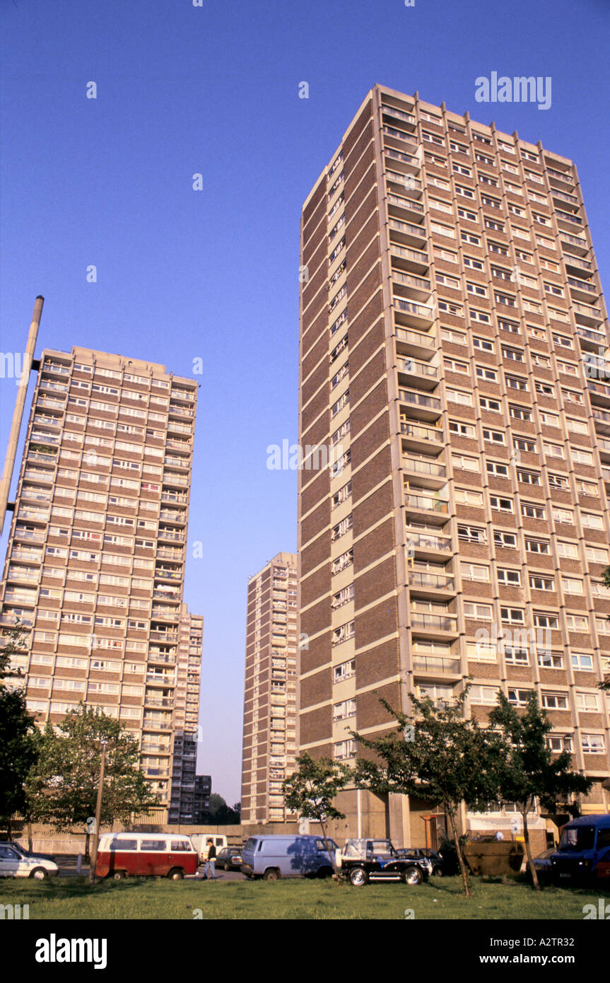 tower block in hackney Stock Photo - Alamy