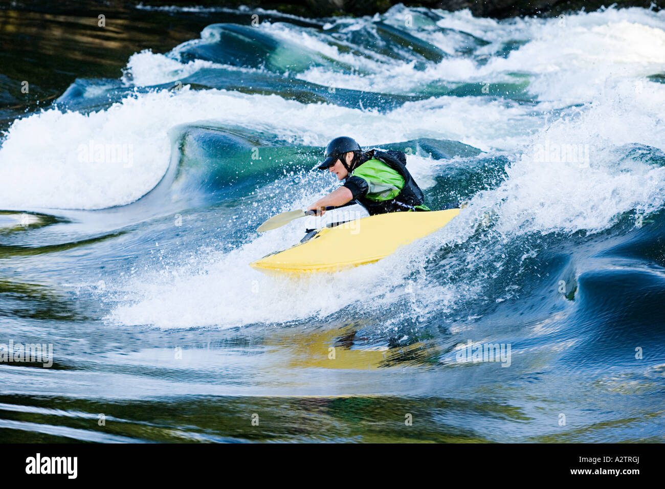 Professional kayaker hi-res stock photography and images - Alamy
