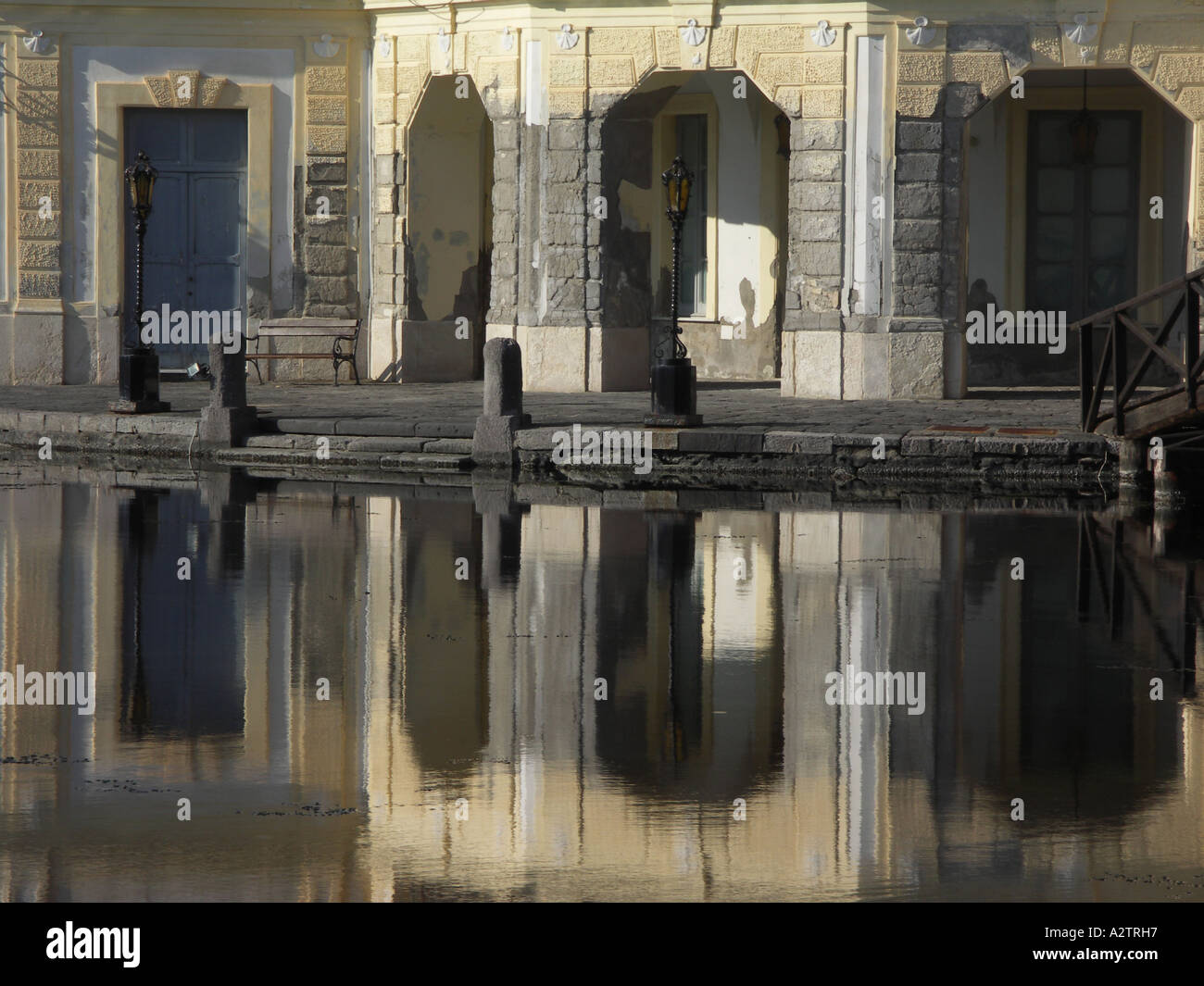 Fusaro - House for hunting - on the lake Fusaro - Architecture by Luigi ...