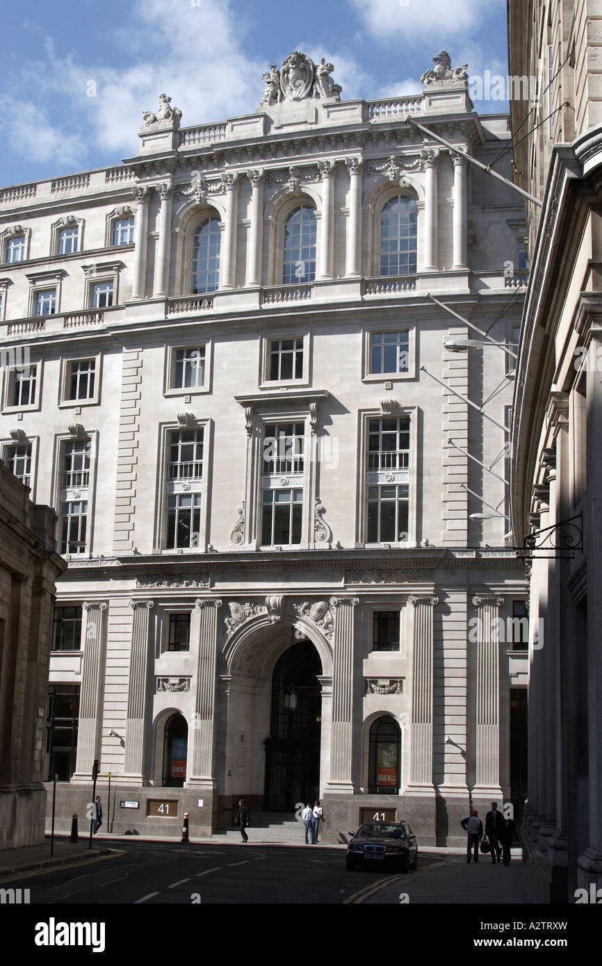 Classical buildings on Lothbury0 street of City of London EC2 England ...
