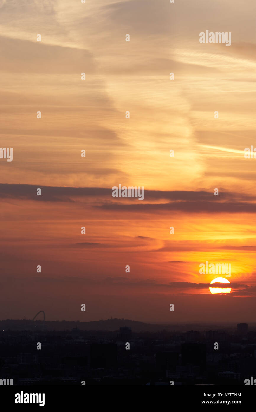Wembley stadium sunset hi-res stock photography and images - Alamy