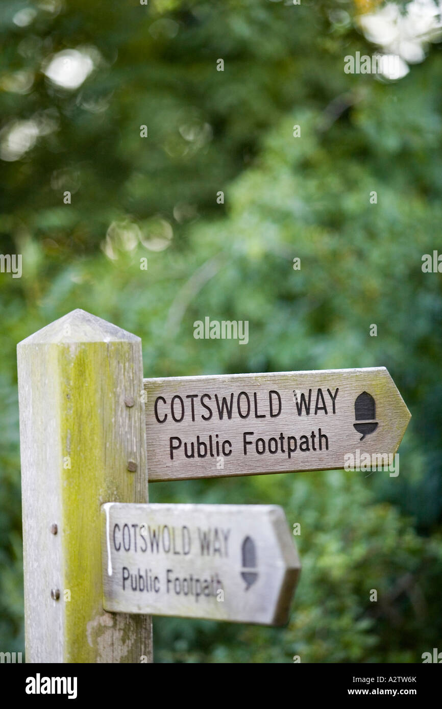 Cotswold Way finger post, Gloucestershire, UK Stock Photo - Alamy