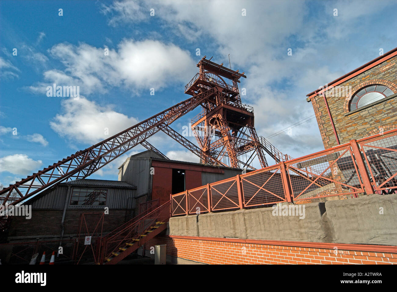 Rhondda heritage park colliery mine hi-res stock photography and images ...
