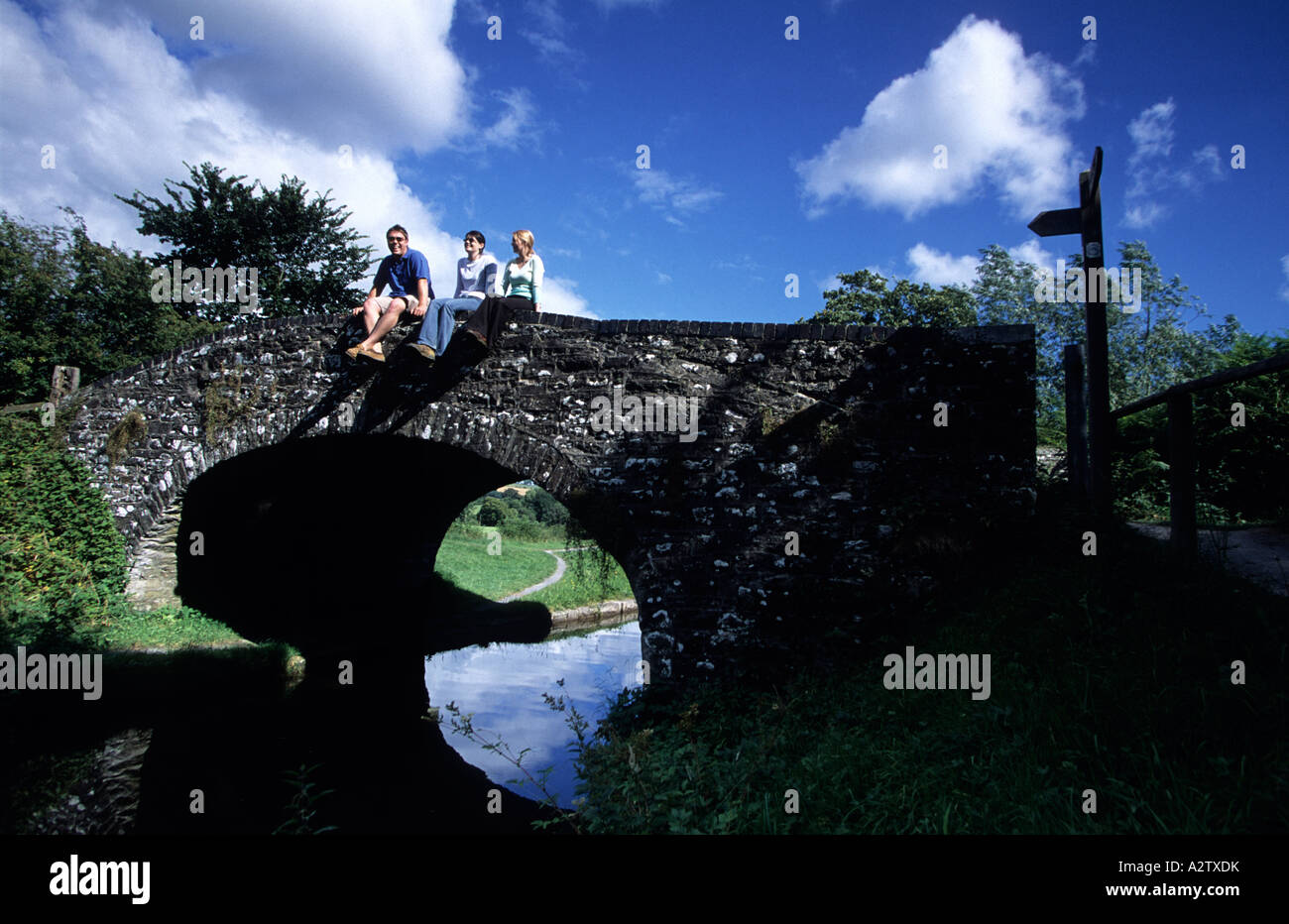Brecon canal walkers hi-res stock photography and images - Alamy