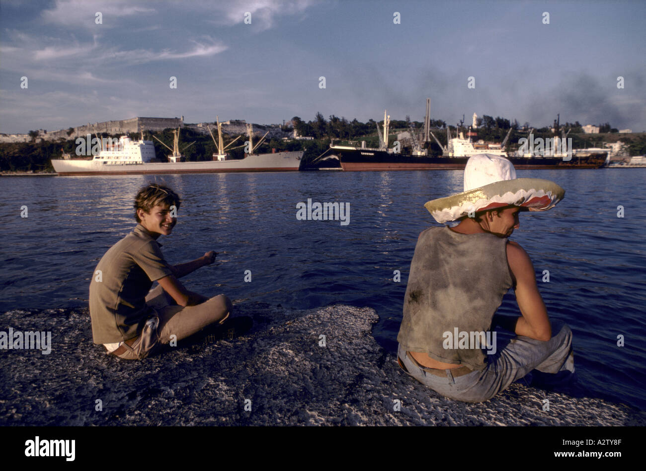 Cuban Docks High Resolution Stock Photography and Images - Alamy
