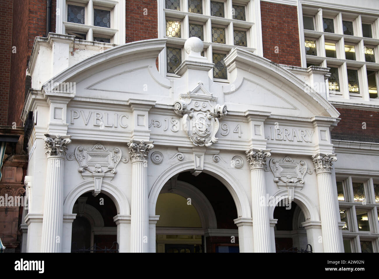 The london library 1894 hi-res stock photography and images - Alamy