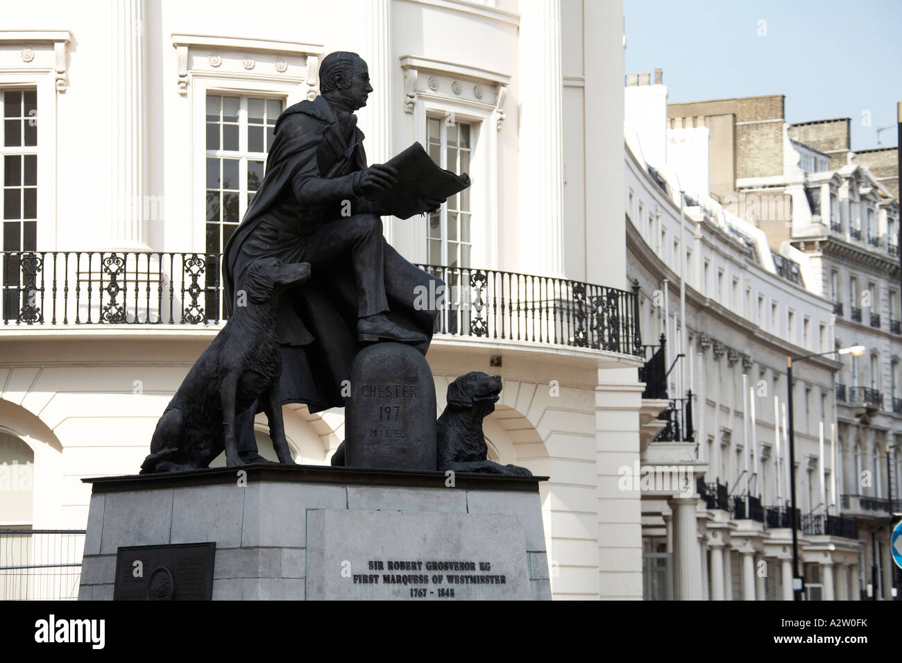 Statue of Sir Robert Grosvenor First Marquess of Westminster on Wilton Crescent in Belgravia ...