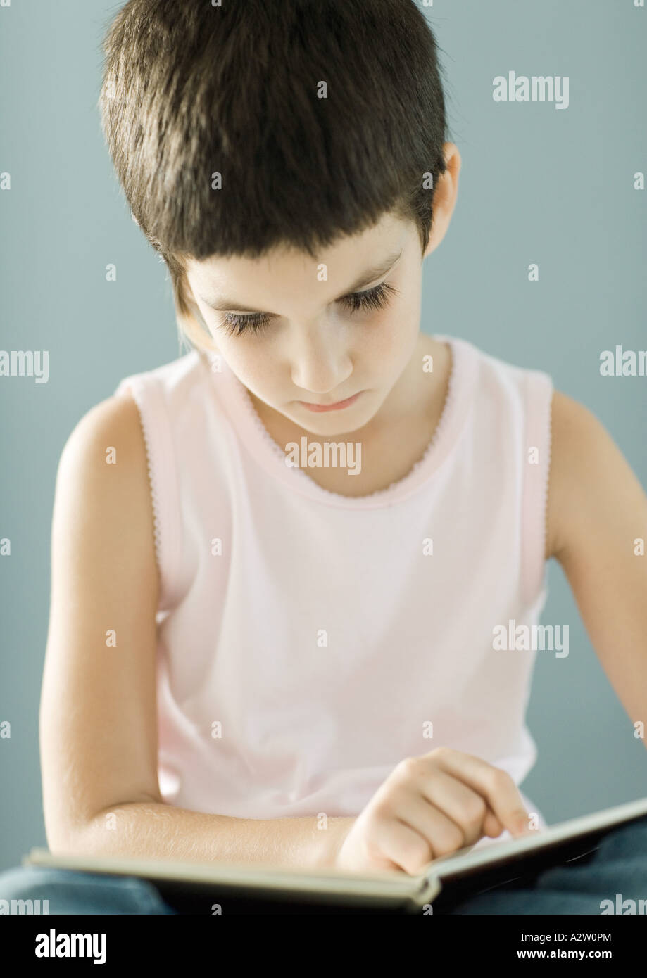 Pale skinned child hi-res stock photography and images - Alamy
