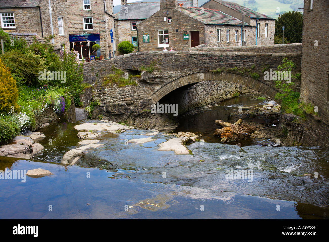 Hawes A Traditional Yorkshire Town Cottages Stone Arch Bridge Over The ...