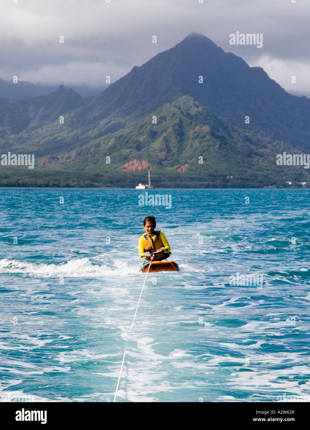 Tow behind boat hi-res stock photography and images - Alamy