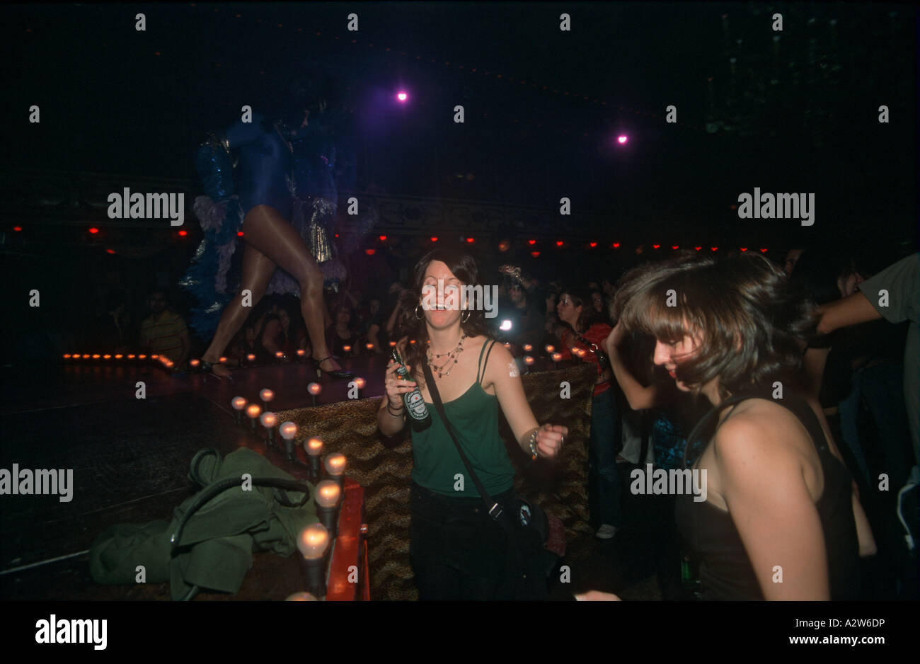 Club girls smoking hi-res stock photography and images - Alamy