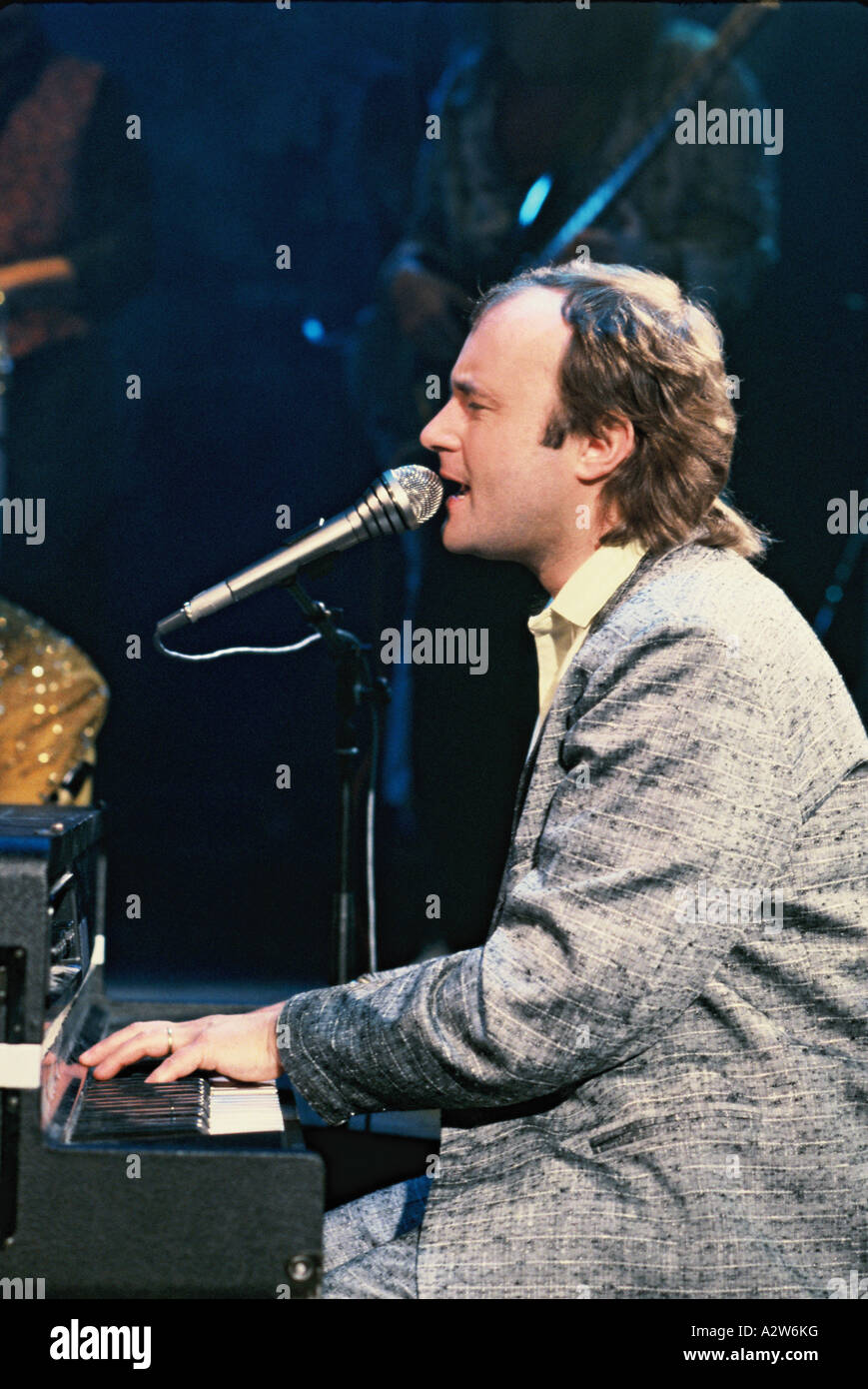 Phil collins of genesis hi-res stock photography and images - Alamy