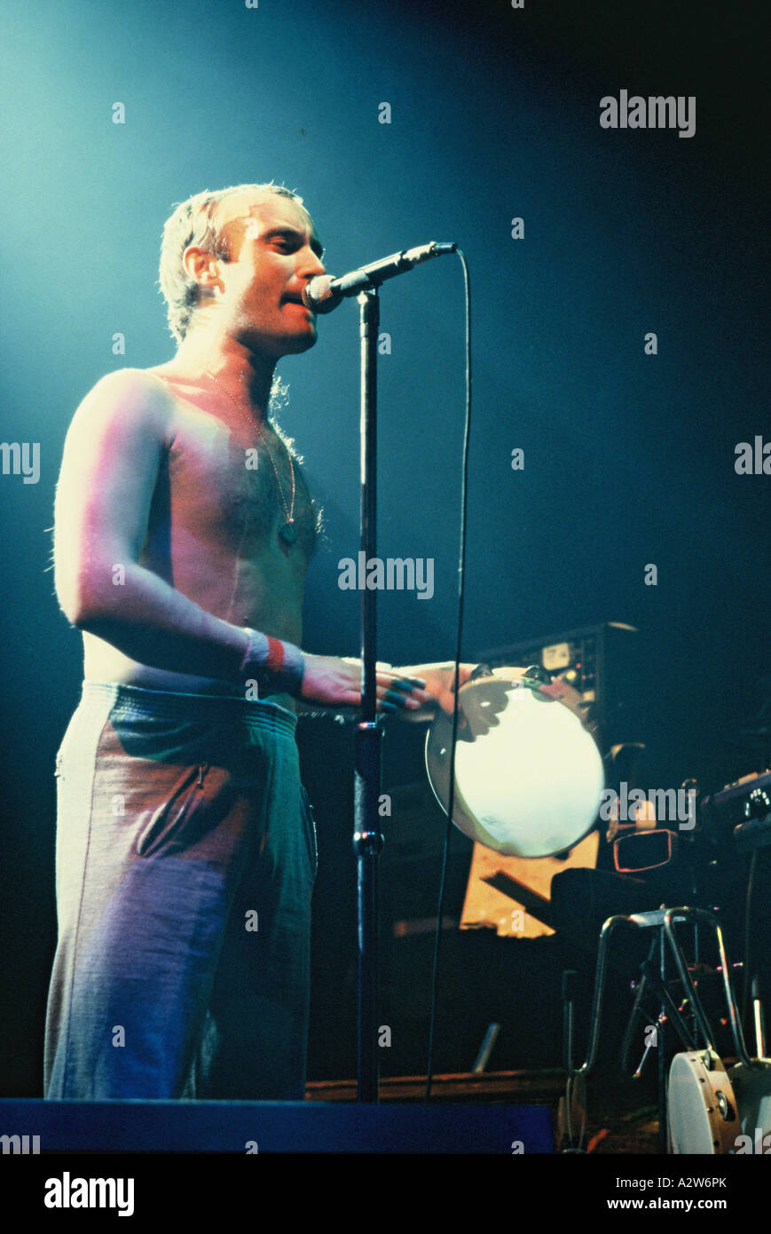 Phil collins (genesis) hi-res stock photography and images - Alamy