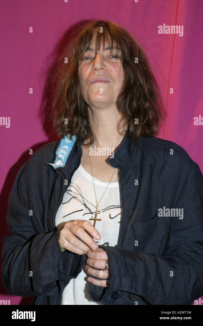 PATTI SMITH US singer and musician in 2005 Stock Photo - Alamy