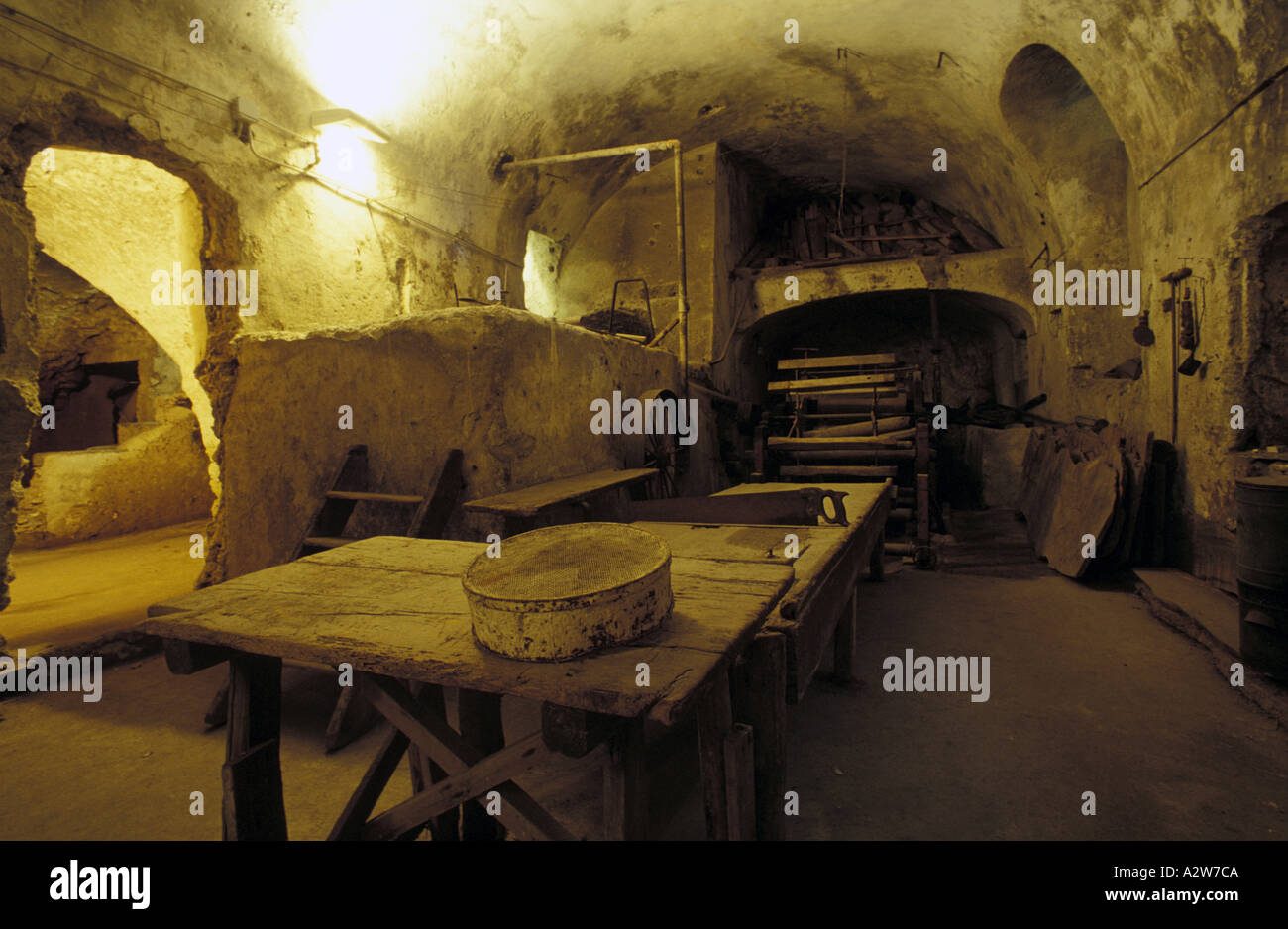 Paper mill interior hi-res stock photography and images - Alamy