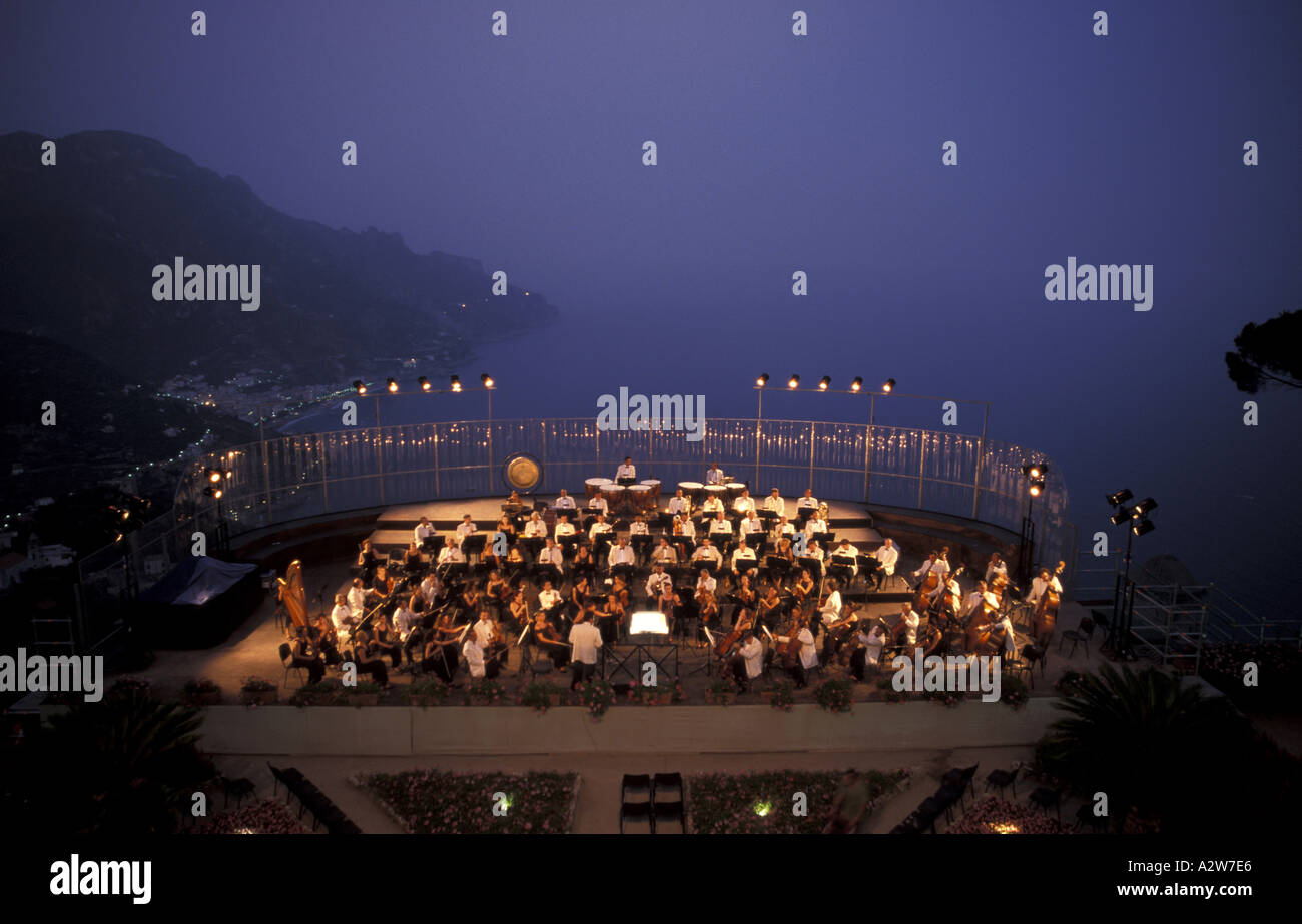 Seaside concert hi-res stock photography and images - Alamy