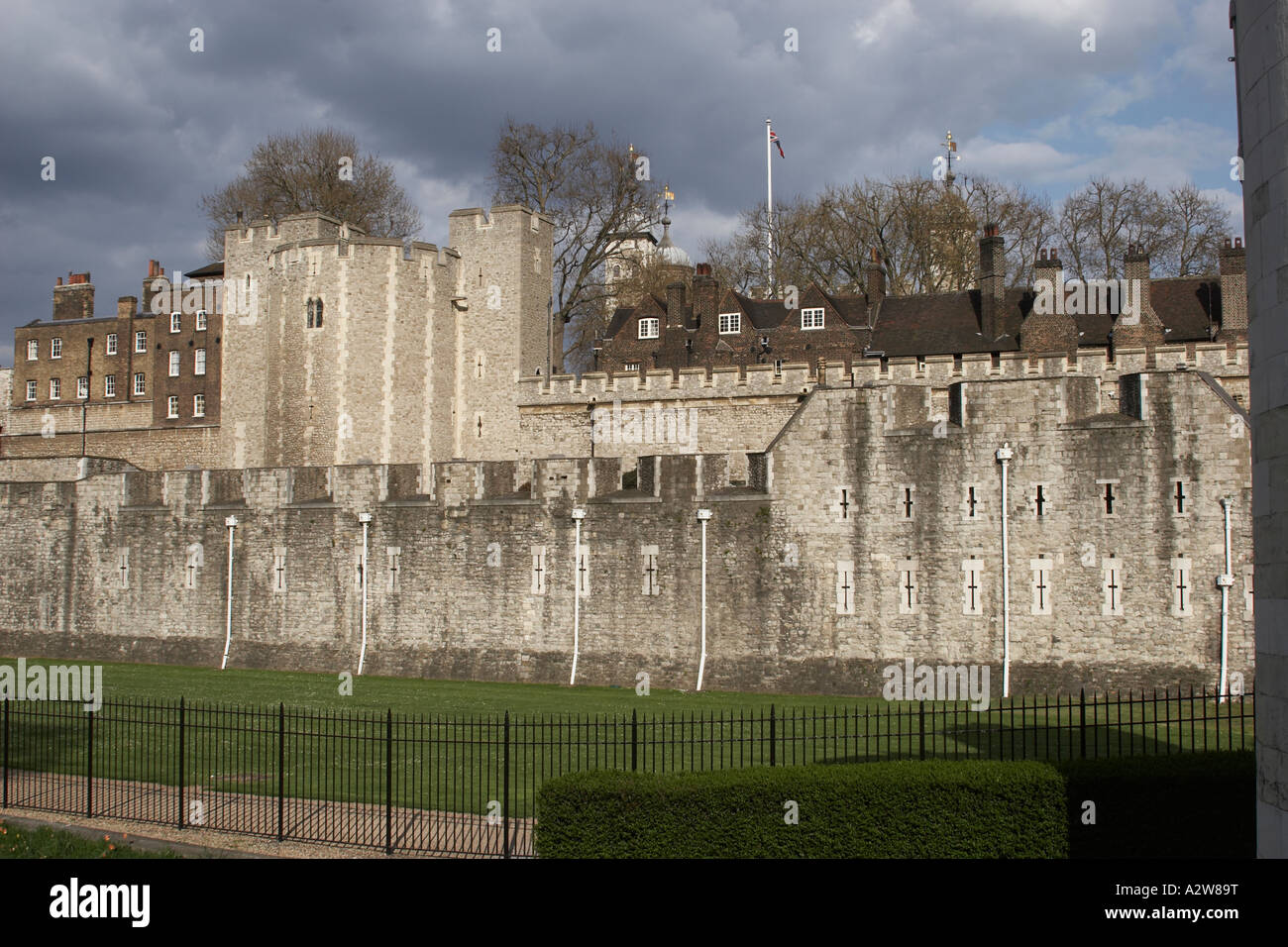Tower london west side walls hi-res stock photography and images - Alamy