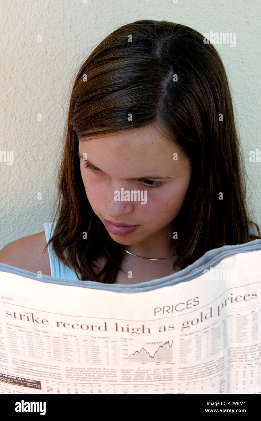 Teenage newspaper girl hi-res stock photography and images - Alamy