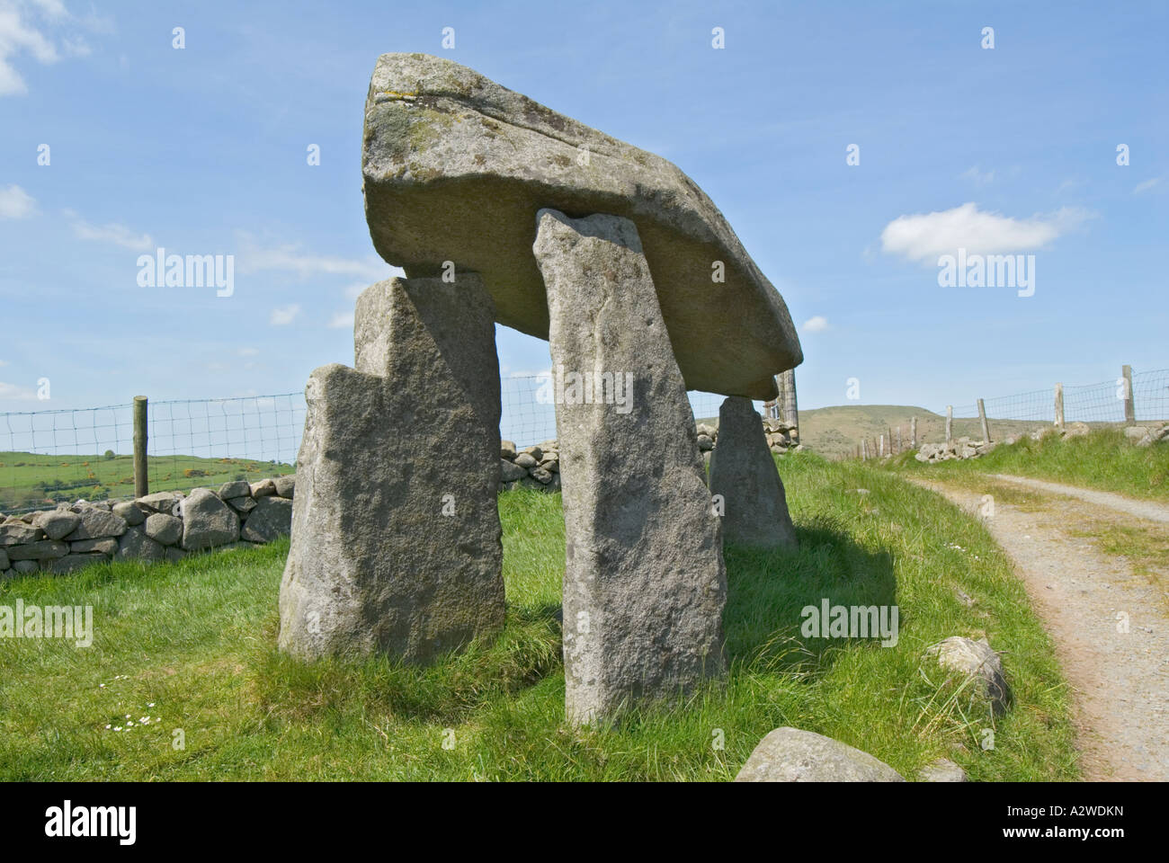 Northern Ireland County Down Legananny Dolmen portal tomb Stock Photo ...