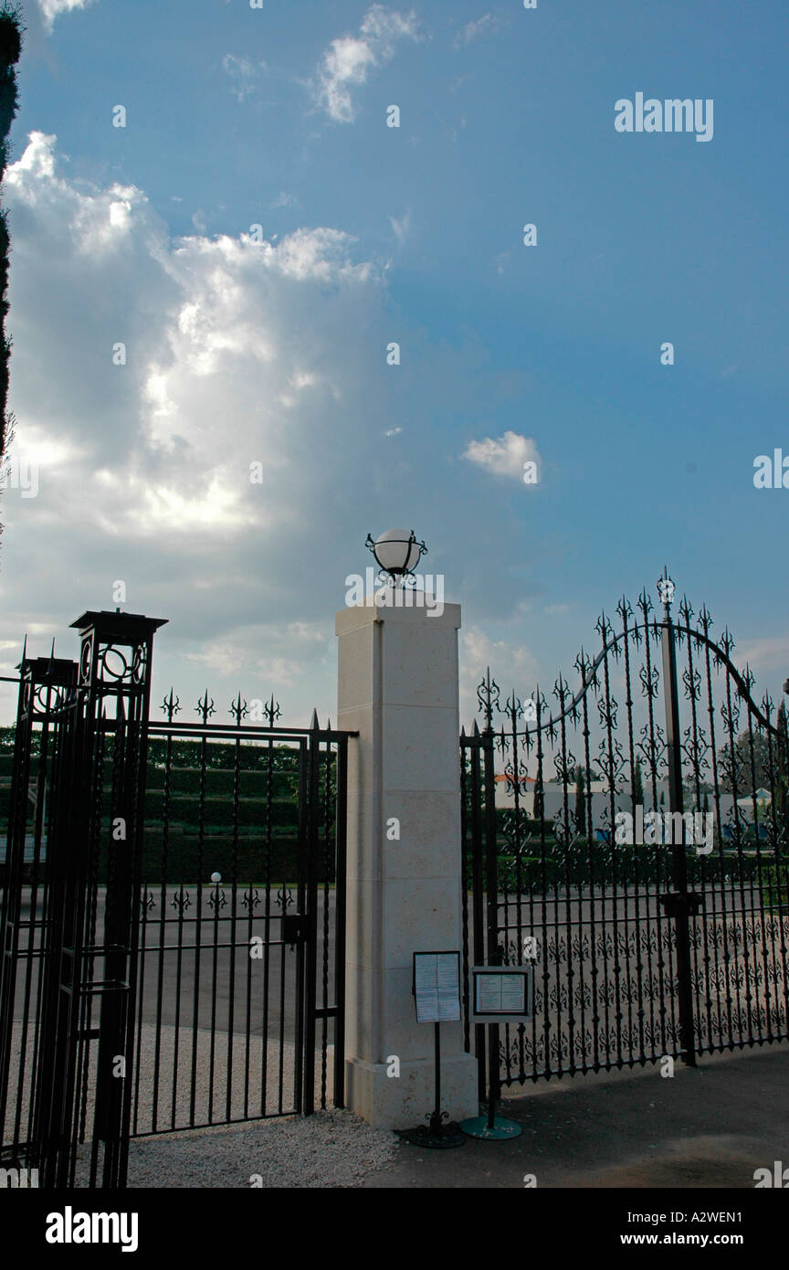 The entrance gates to the Shrine and gardens of Bahaullah Acre Israel ...