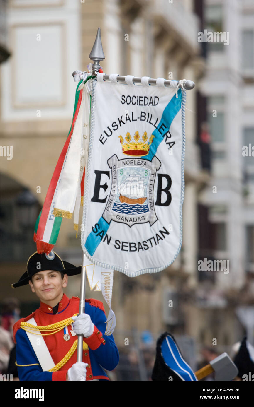 Basque traditional costume fiesta san hi-res stock photography and ...
