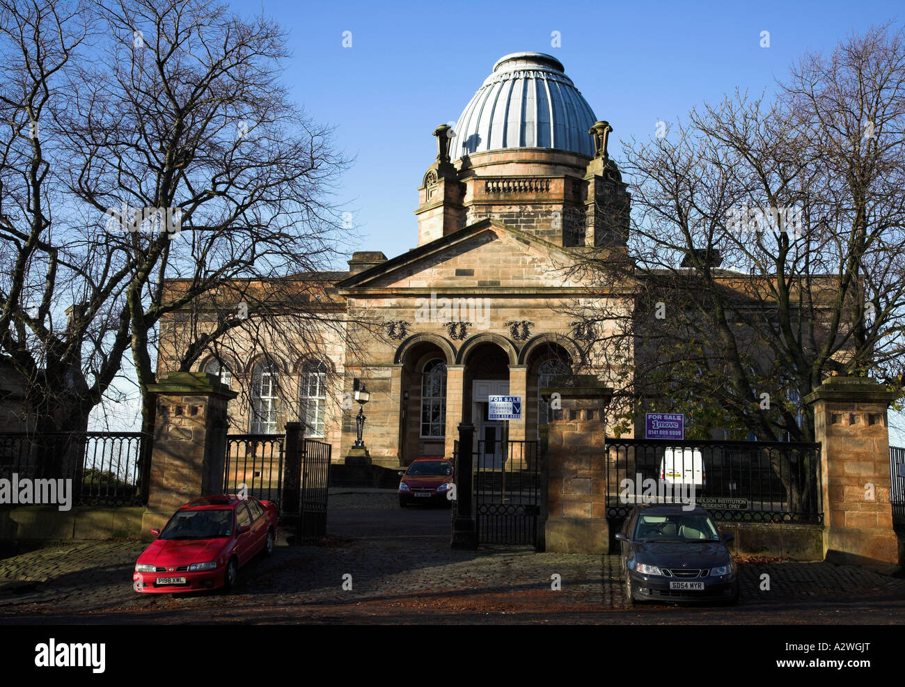 John neilson building paisley renfrewshire hi-res stock photography and ...
