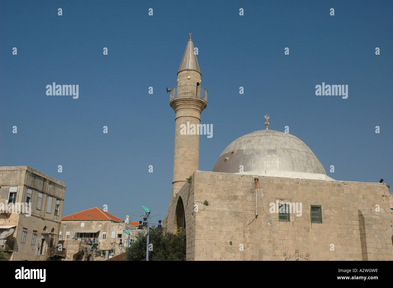 A mosque and turret in old Akko Stock Photo - Alamy