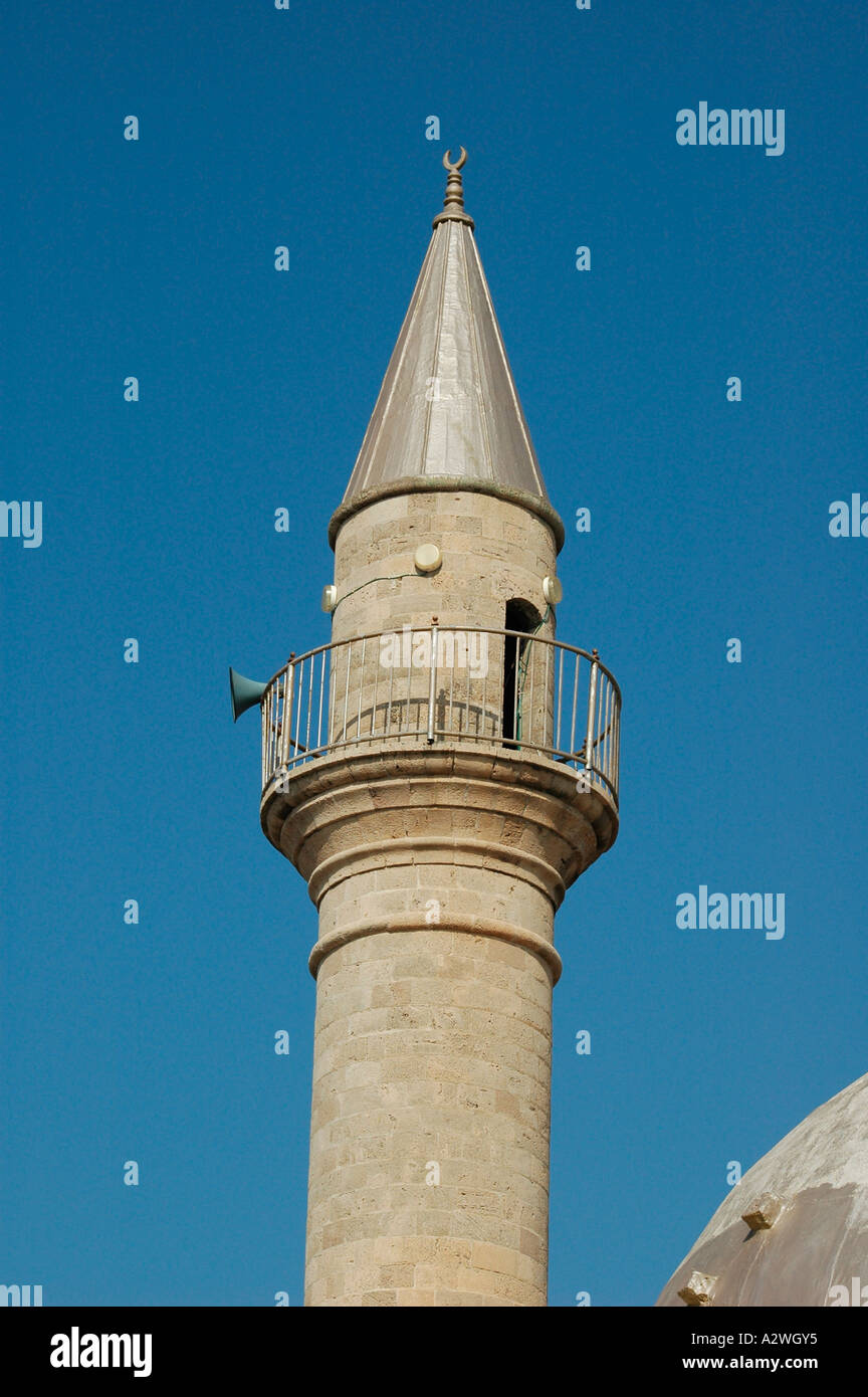 A mosque and turret in old Akko Stock Photo - Alamy