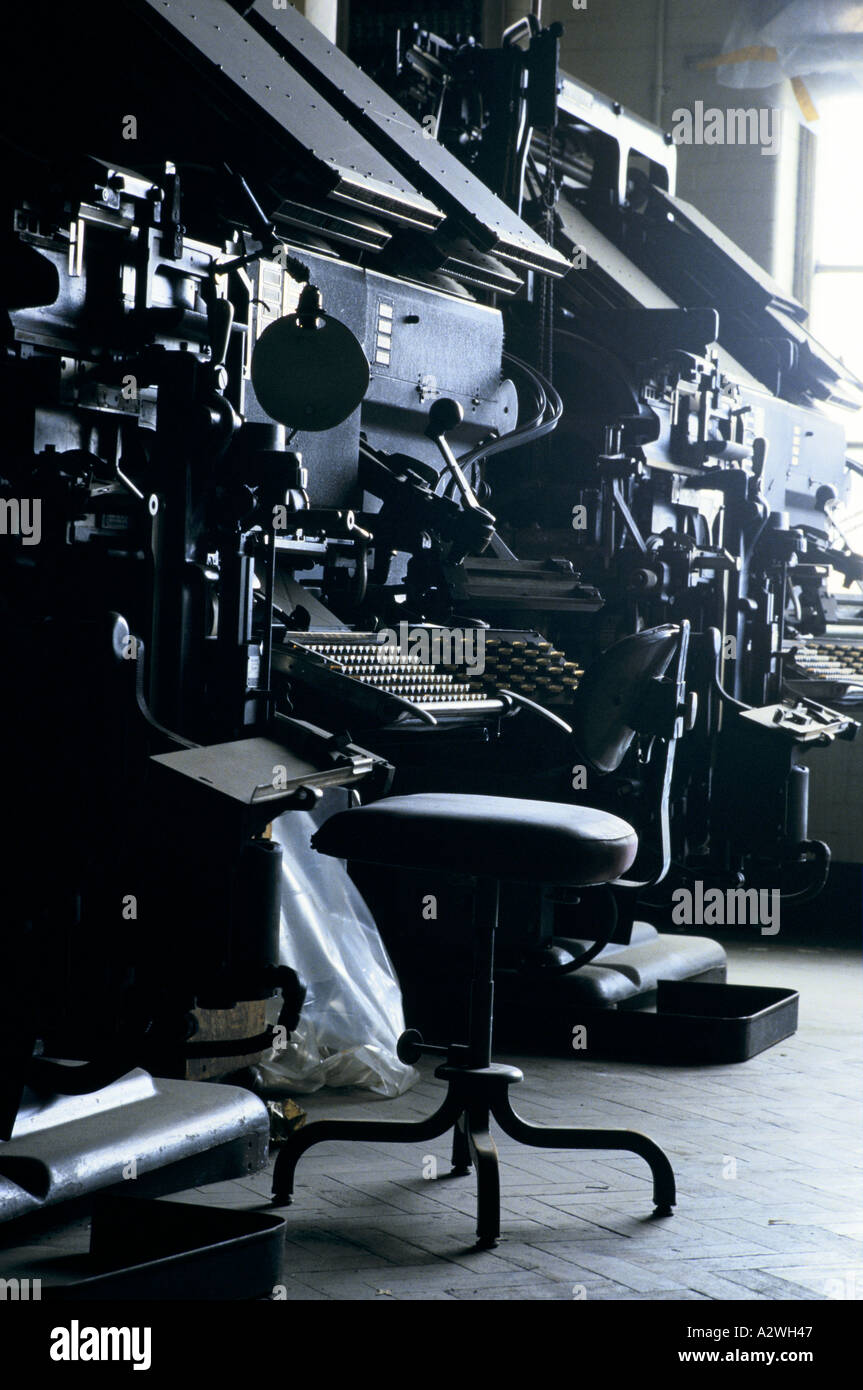 Newspaper printing presses hi-res stock photography and images - Alamy