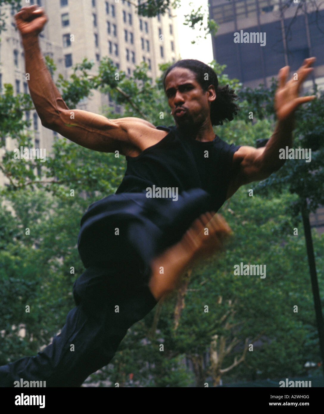 Martial arts flexibility hi-res stock photography and images - Alamy