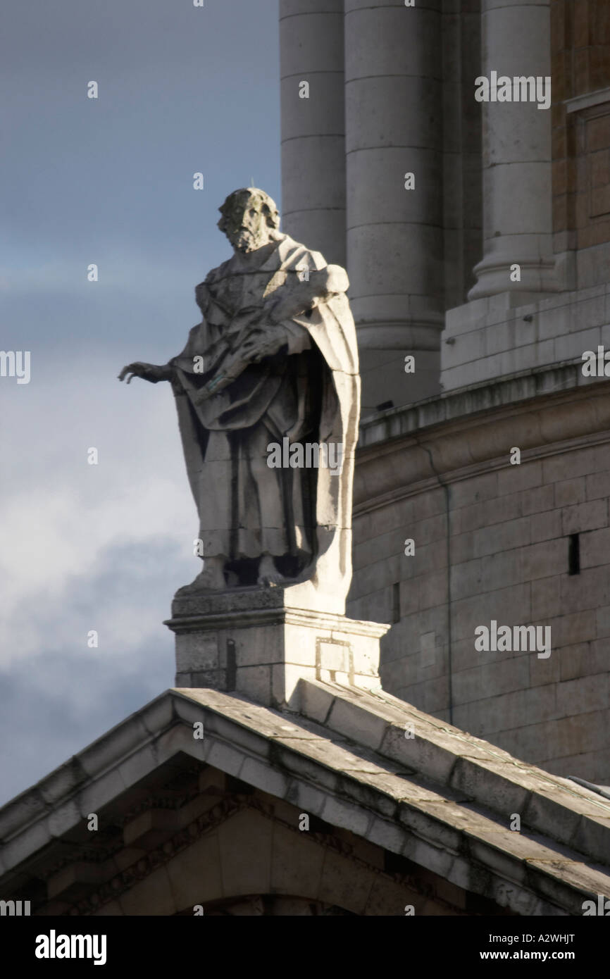 Britannia statue statues london hi-res stock photography and images - Alamy