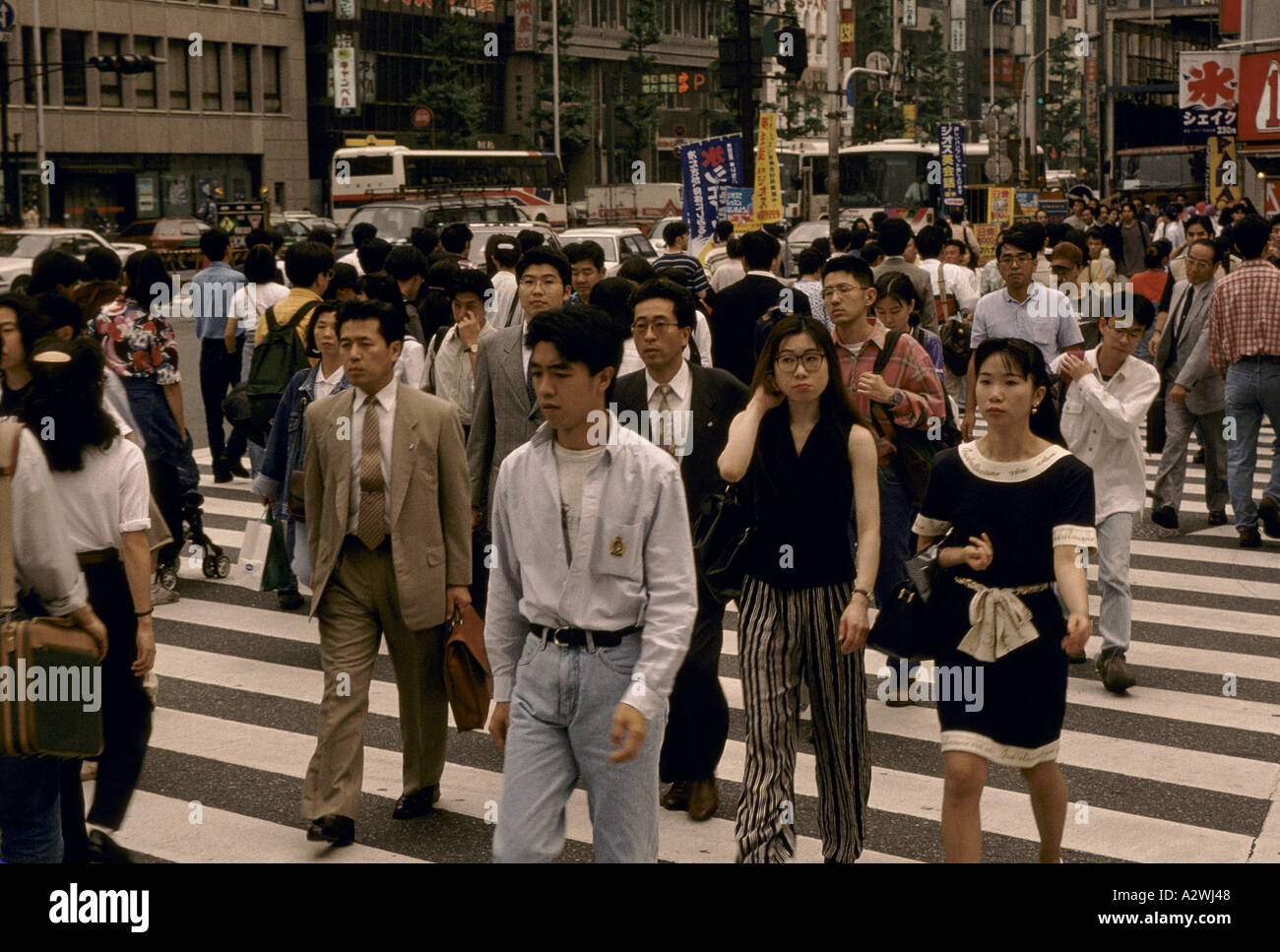 crowded street scenes in tokyo shinjuku station Stock Photo - Alamy