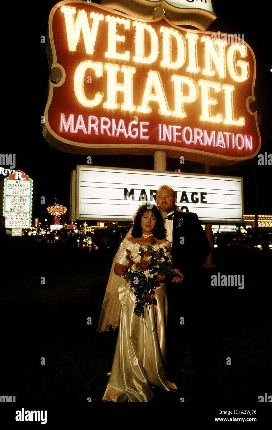 Wedding chapel neon sign hi-res stock photography and images - Alamy