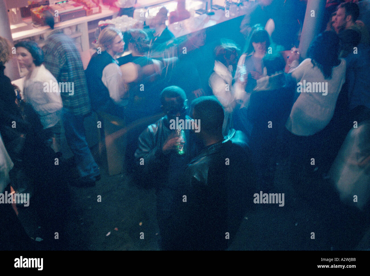 Nightclubbers hi-res stock photography and images - Alamy