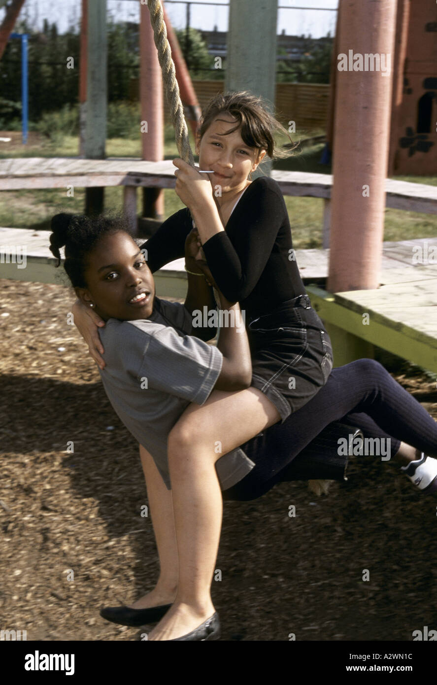 children playing at Weavers Fields adventure playground, Bethnal Green ...