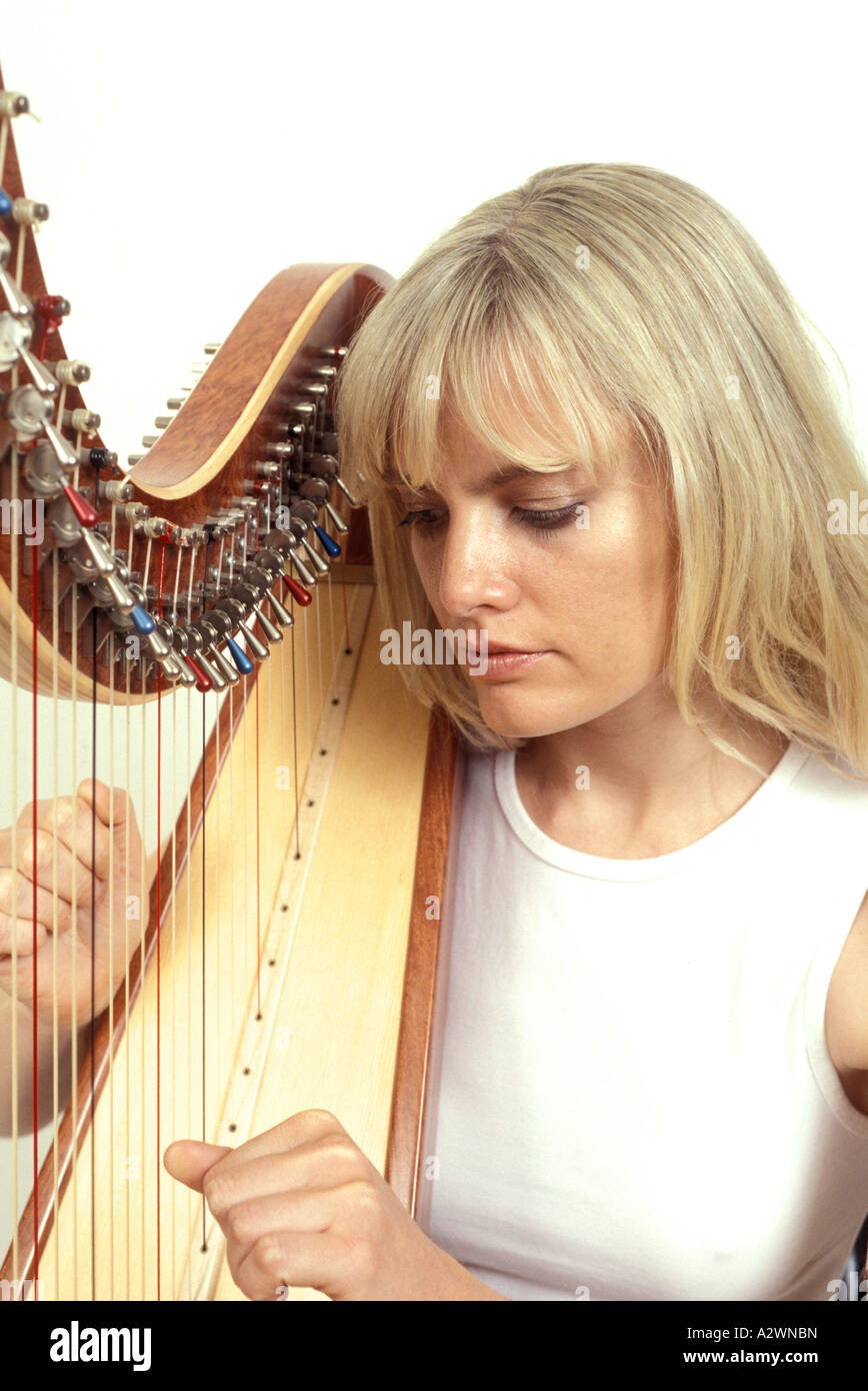 Harp instrument hi-res stock photography and images - Alamy