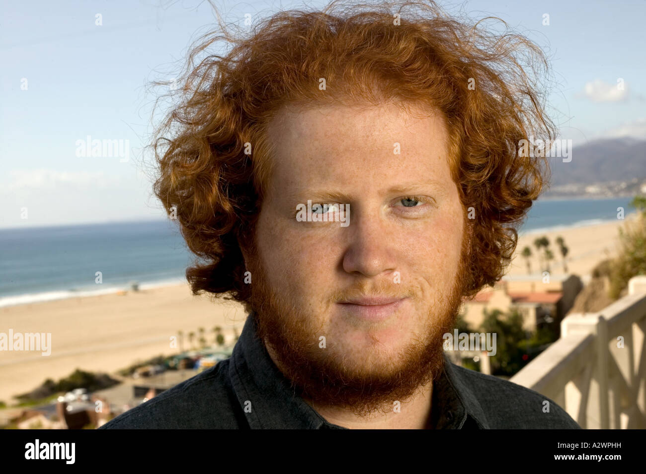 Mid adult man smiling, portrait, close up Stock Photo - Alamy