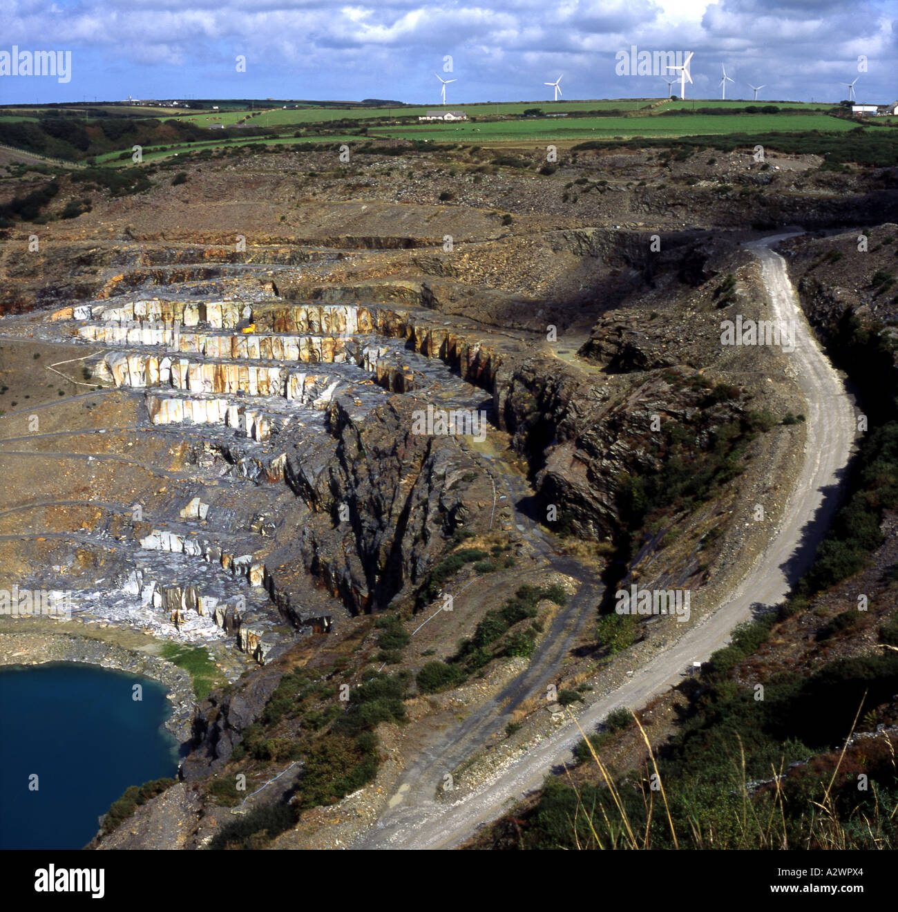 Delabole quarry hi-res stock photography and images - Alamy