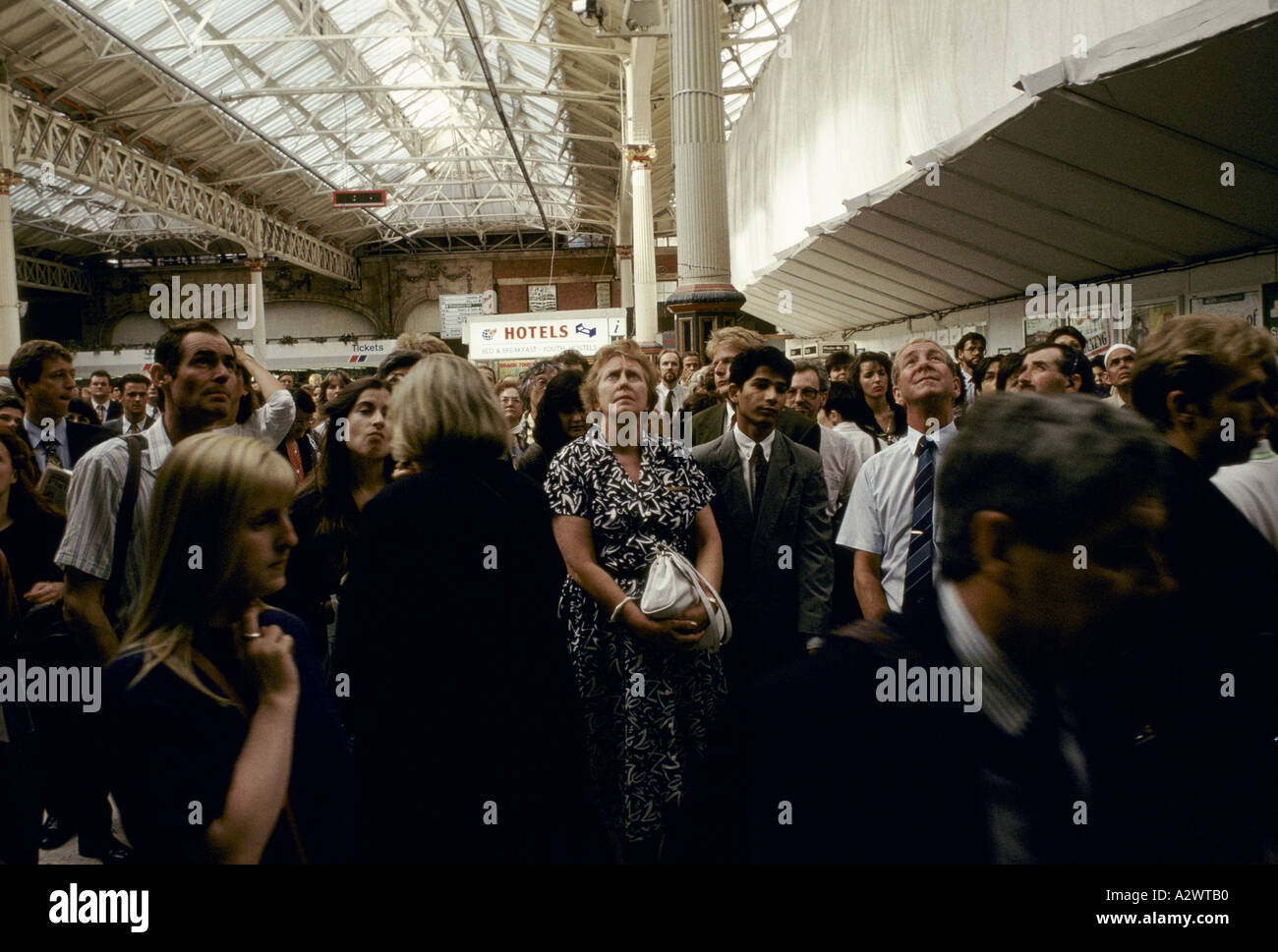British rail people platform hi-res stock photography and images - Alamy