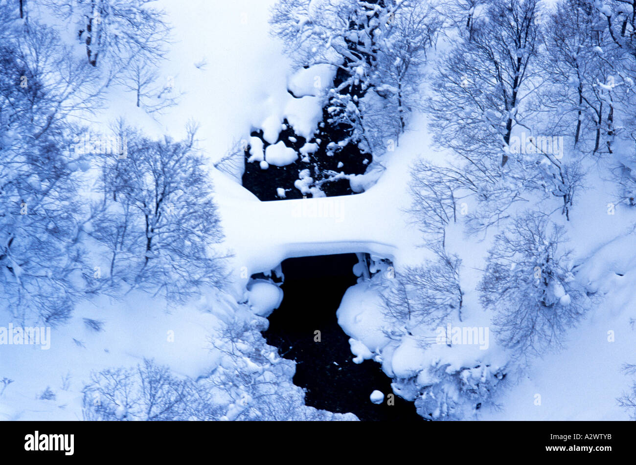 Snowy bridge in japan hi-res stock photography and images - Alamy